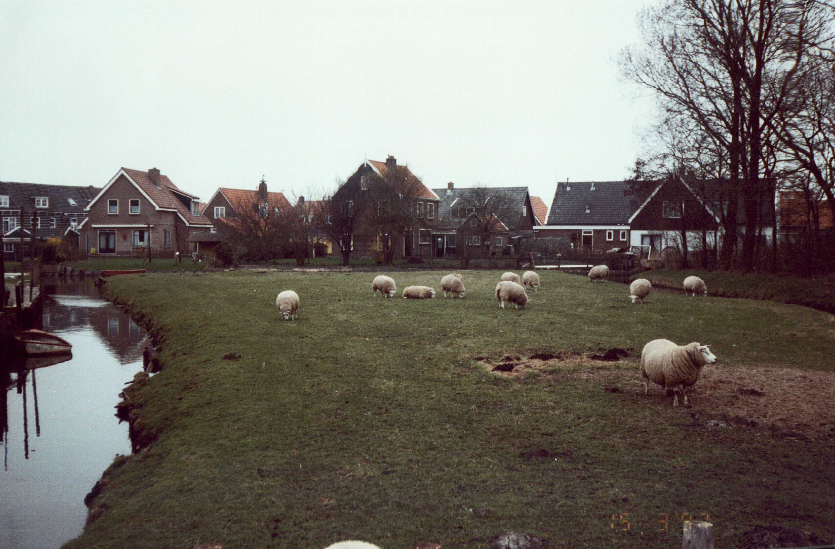 Marken, the Netherlands – formerly isolated island – Random History Walk